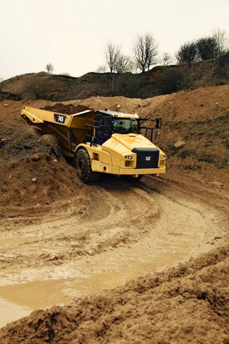 Cat 745