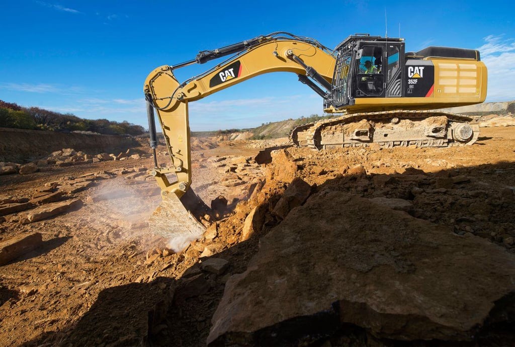 Cat 352F