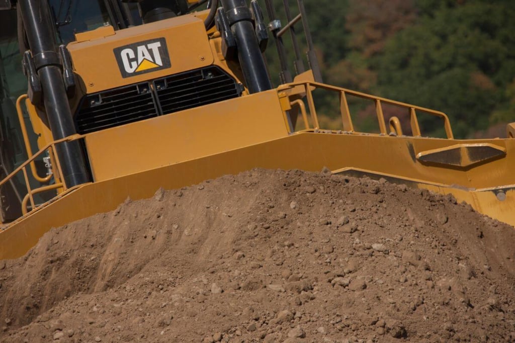 Cat D8T WH Waste Handler