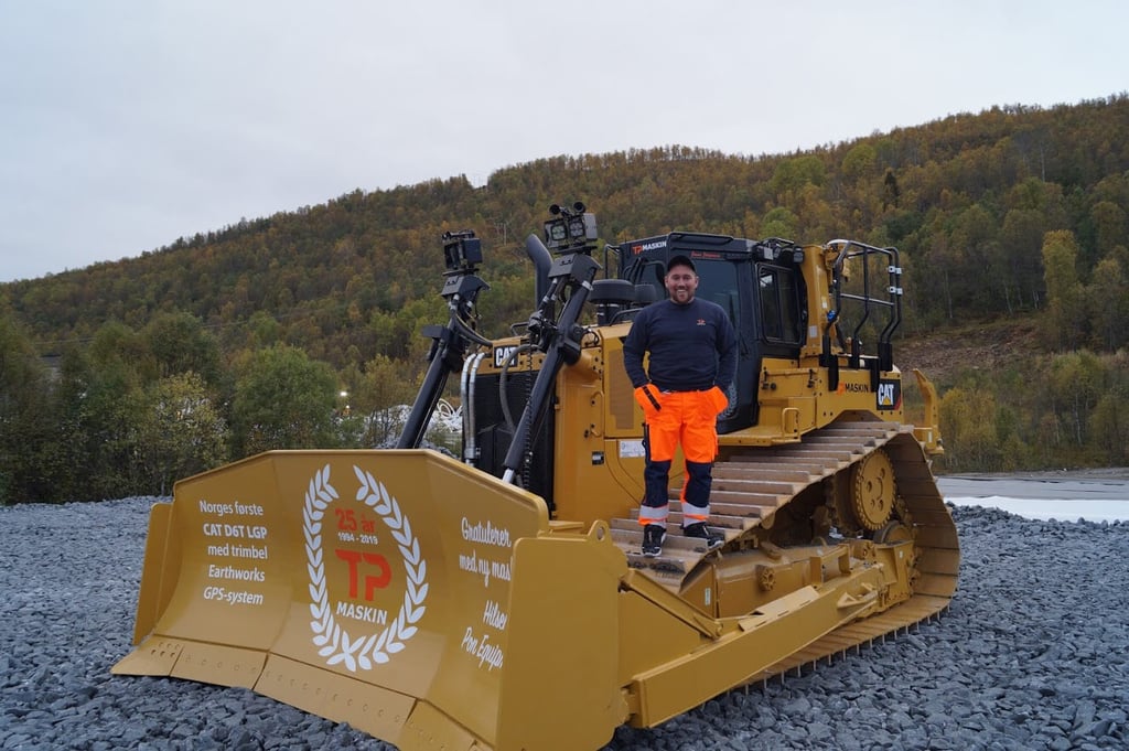 PonCat | Cat D6T med Trimble Earthwork