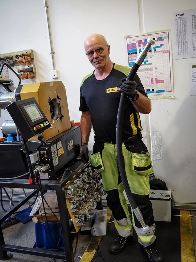 Pon Equipment | Cat slanger spesialbygd for ditt bruk